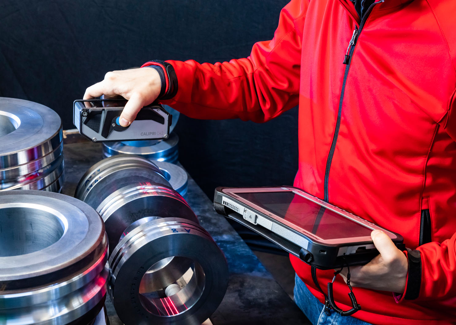 CALIPRI C42 roll gap measurement - Hexagon