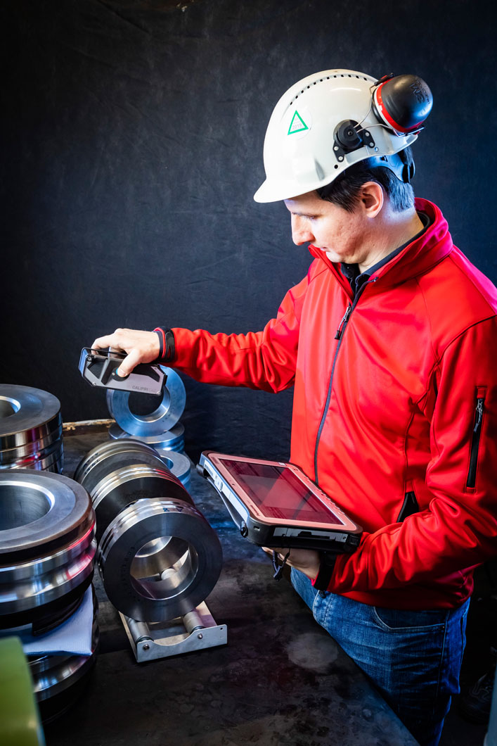 CALIPRI C42 roll gap measurement - Hexagon